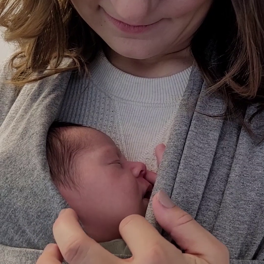 7 Benefits of Babywearing for a Healthier and More Gentle Life With Ba ...